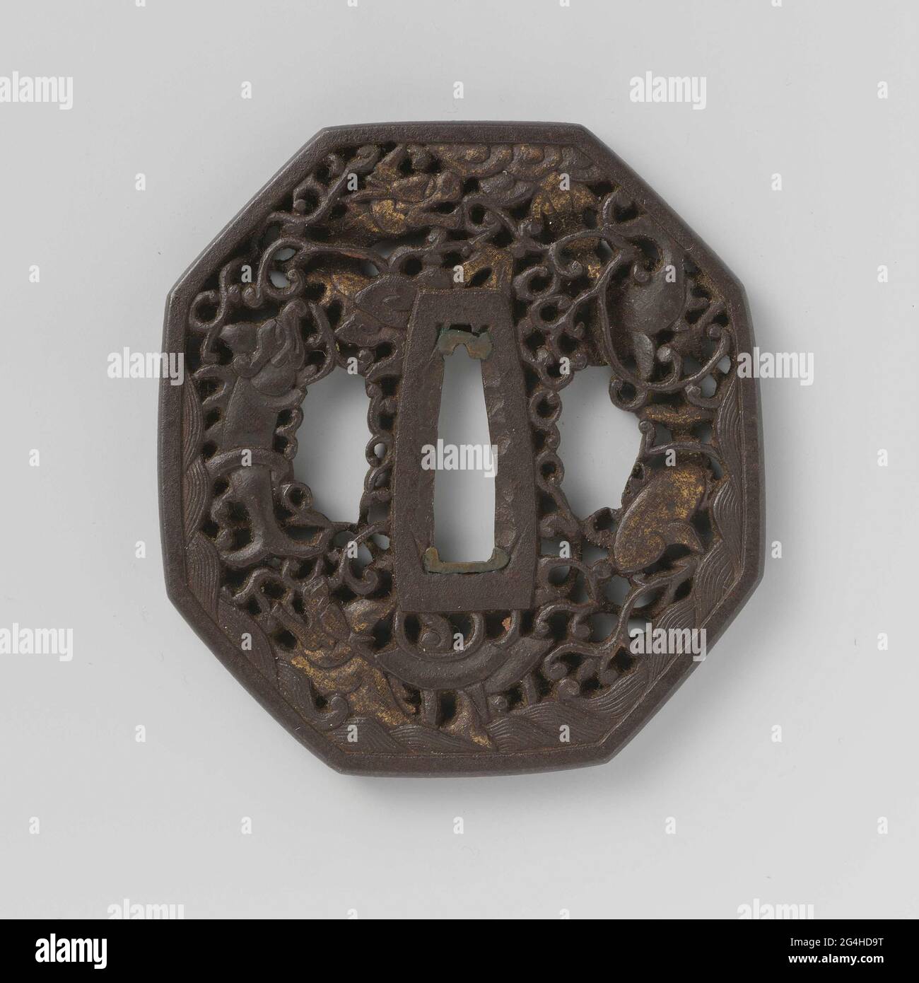 Hexagonal tsuba hi-res stock photography and images - Alamy