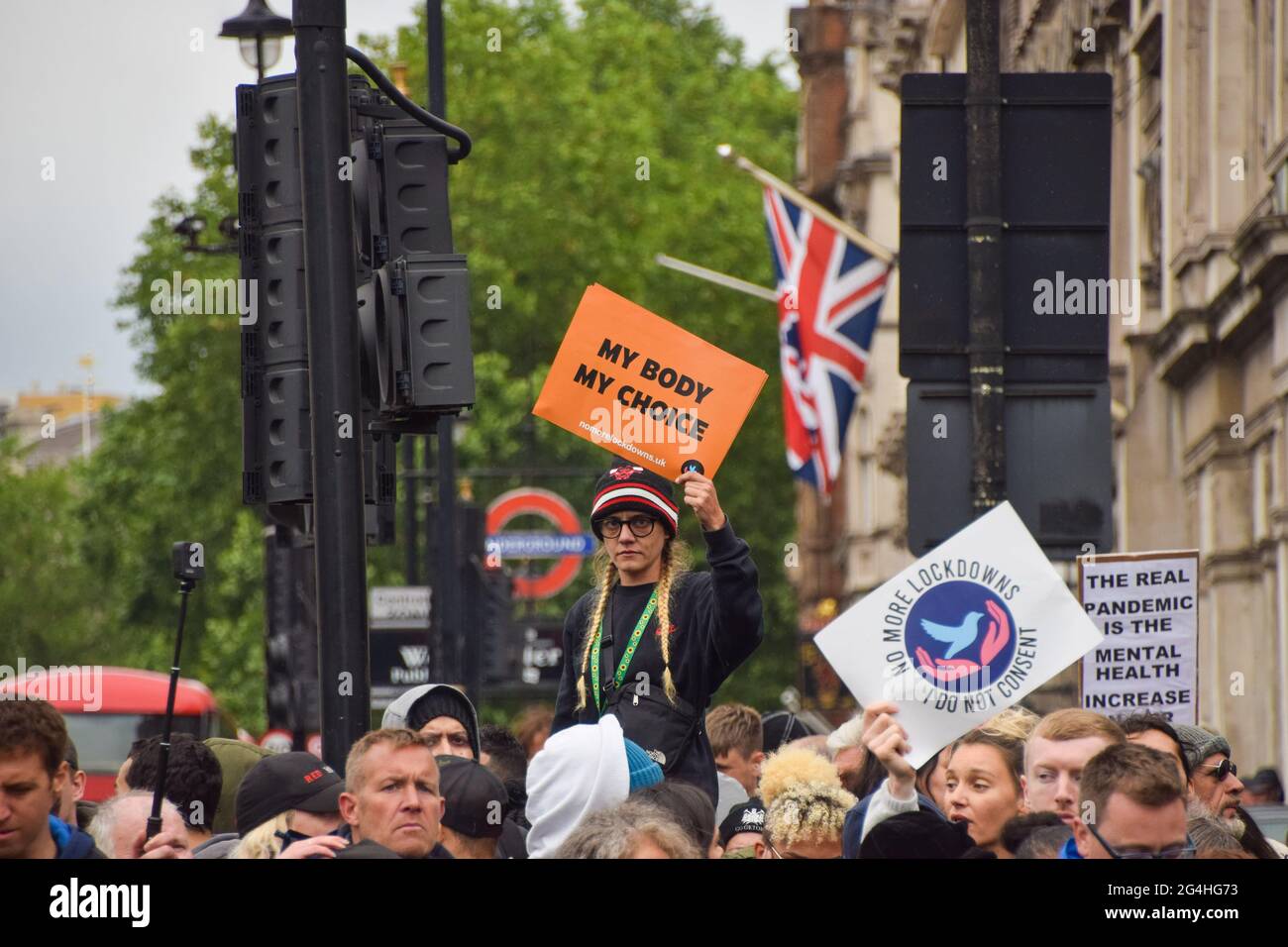 My body my choice sign 2021 hi-res stock photography and images - Alamy