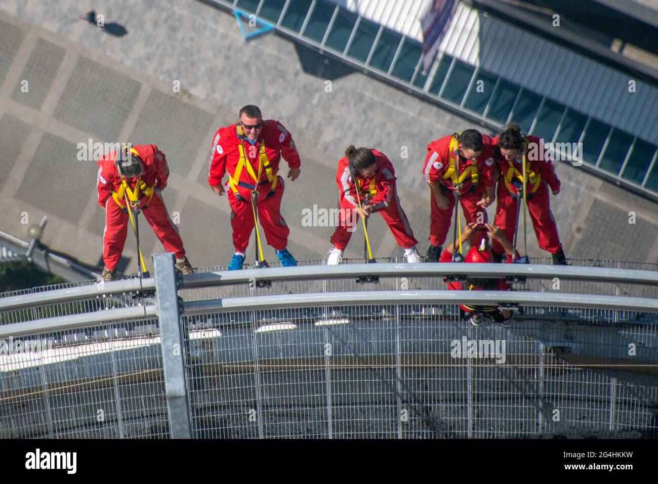 Edgewalk hi-res stock photography and images - Alamy