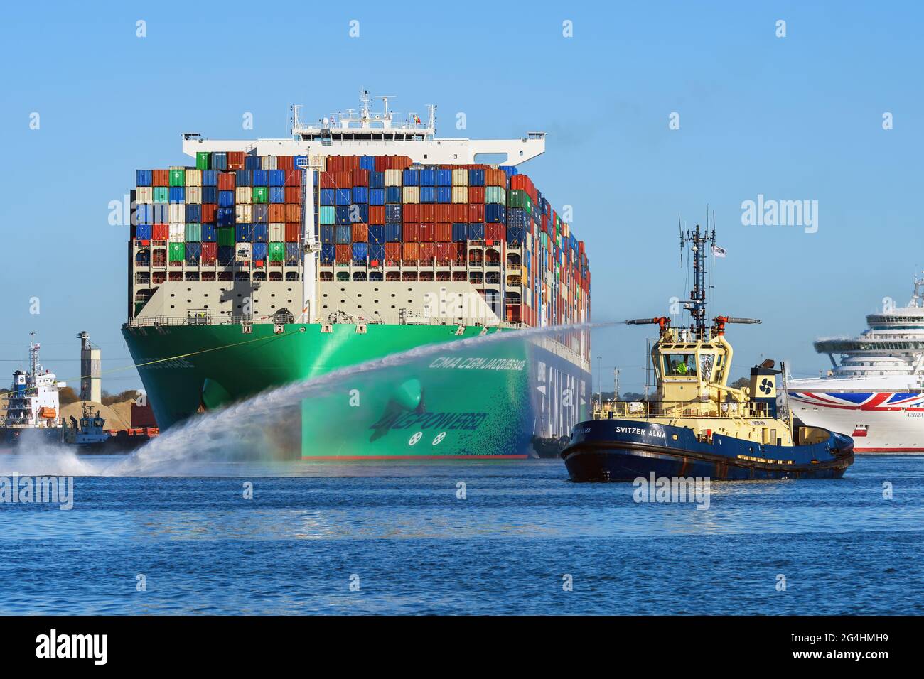 Cma cgm saadé hi-res stock photography and images - Alamy