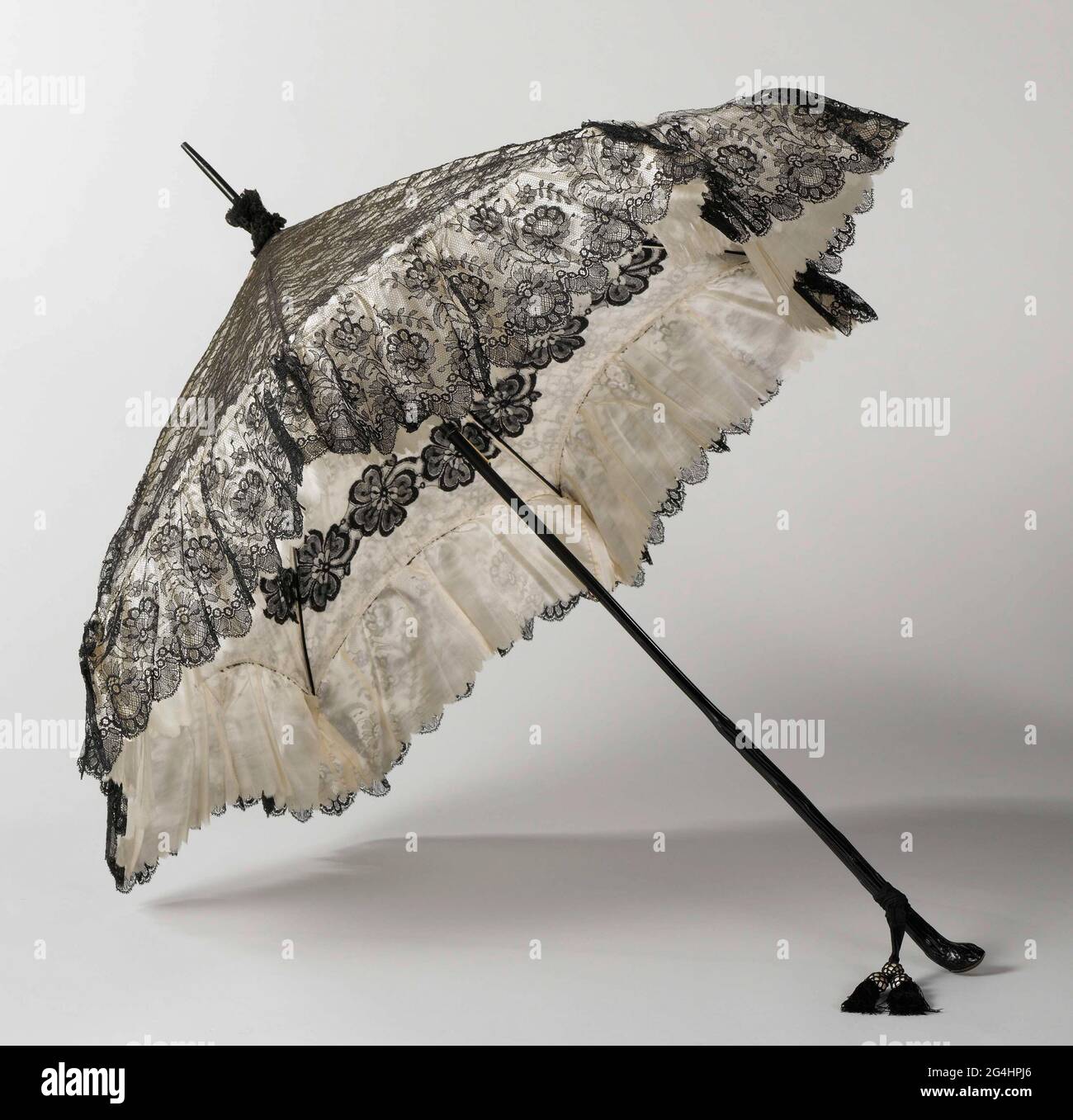 Victorian Parasol Victorian Parasol With Bamboo And Ivory Handle