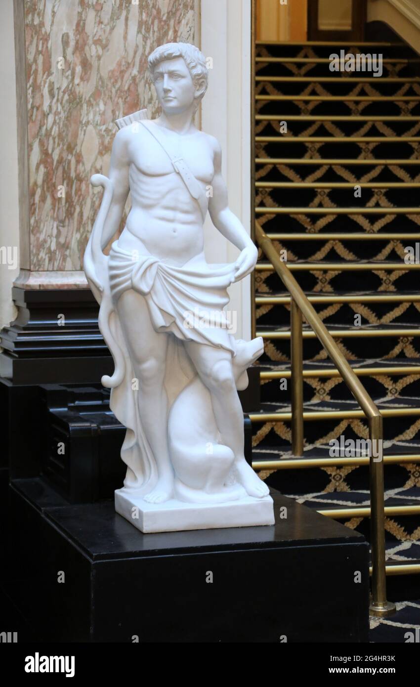 Interior of the iconic Adelphi Hotel in Liverpool Stock Photo - Alamy