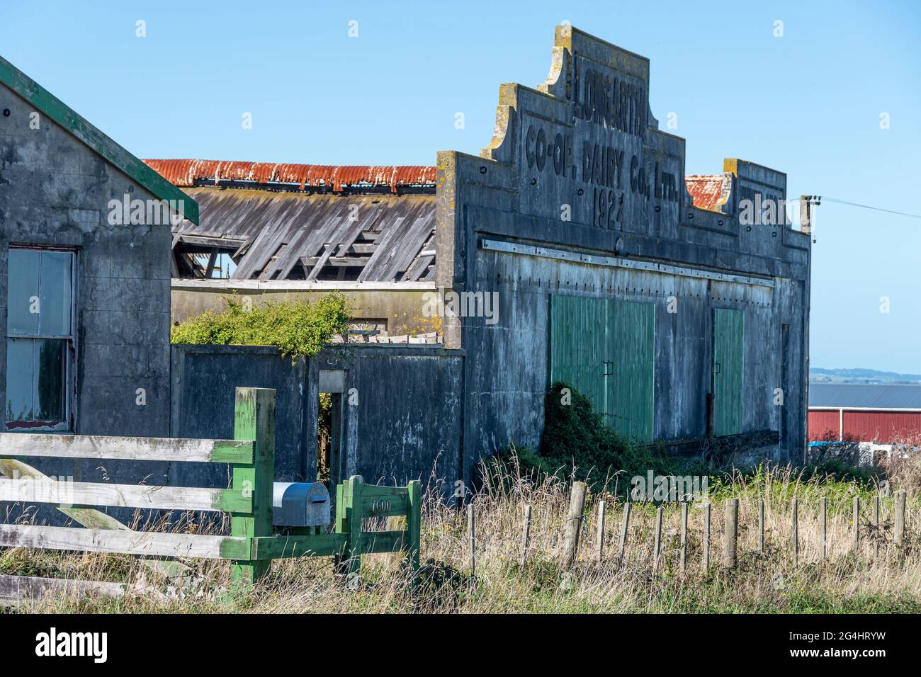 Abandoned dairy factory exterior hi-res stock photography and images ...