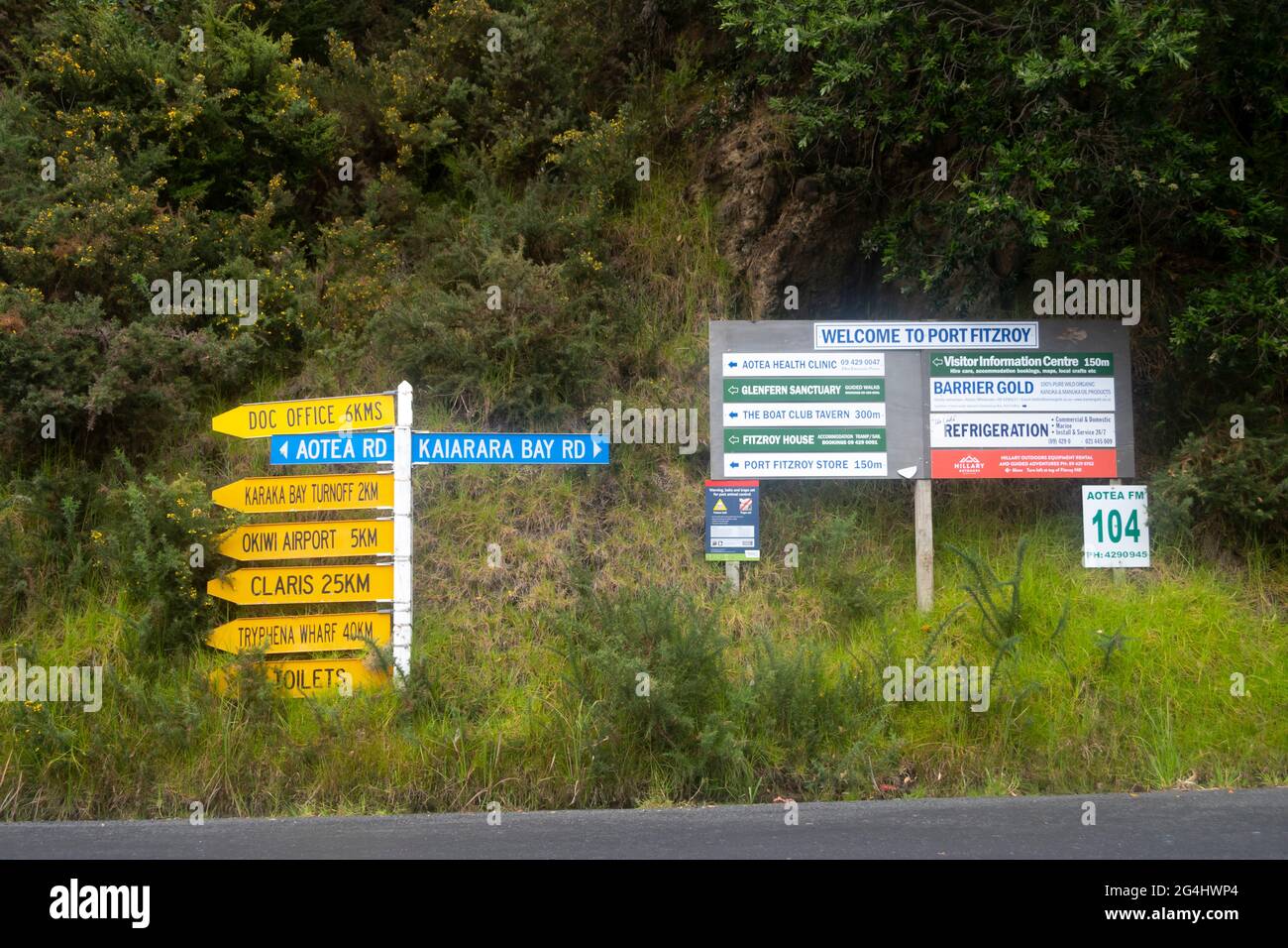 Fingerboard road hi-res stock photography and images - Alamy