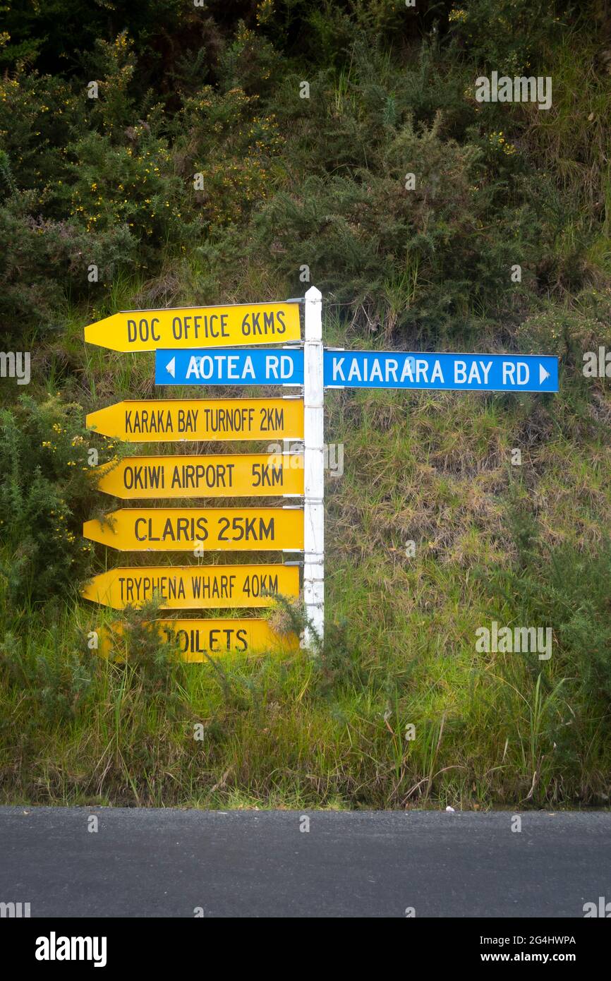 Road Signs In New Zealand High Resolution Stock Photography and Images ...