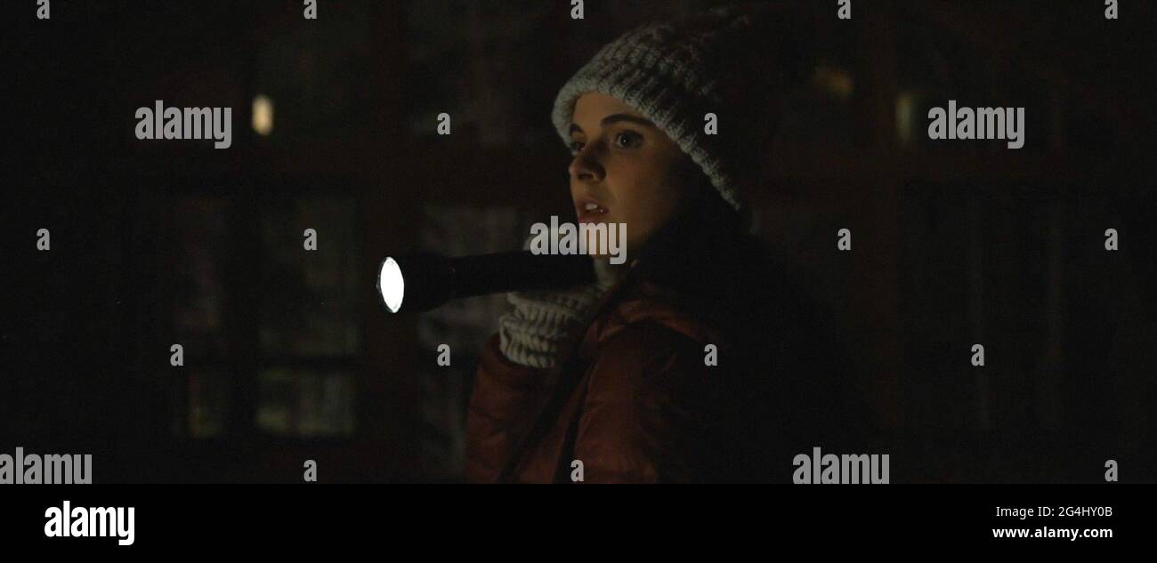 HOW TO DETER A ROBBER, Vanessa Marano, 2020. © Shout! Factory ...