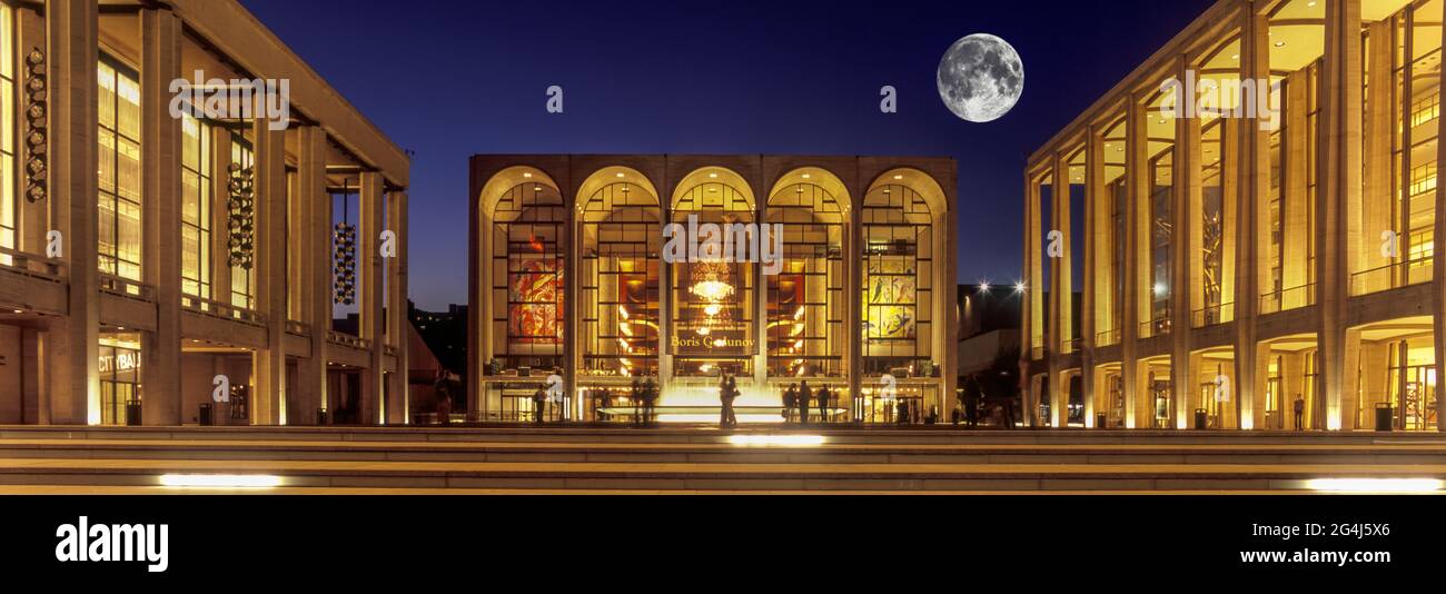 2010 HISTORICAL ILLUMINATED FRONT STEPS METROPOLITAN OPERA HOUSE ...