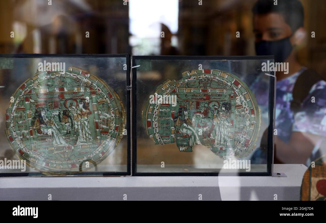 Ancient egypt musical instruments hi-res stock photography and images ...