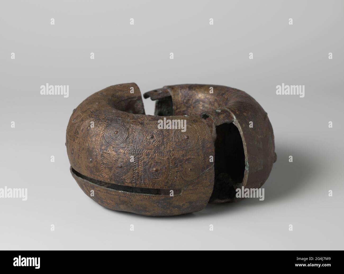 Anklet, decorated with concentric circles. Anklet, decorated with concentric circles. Consists ...