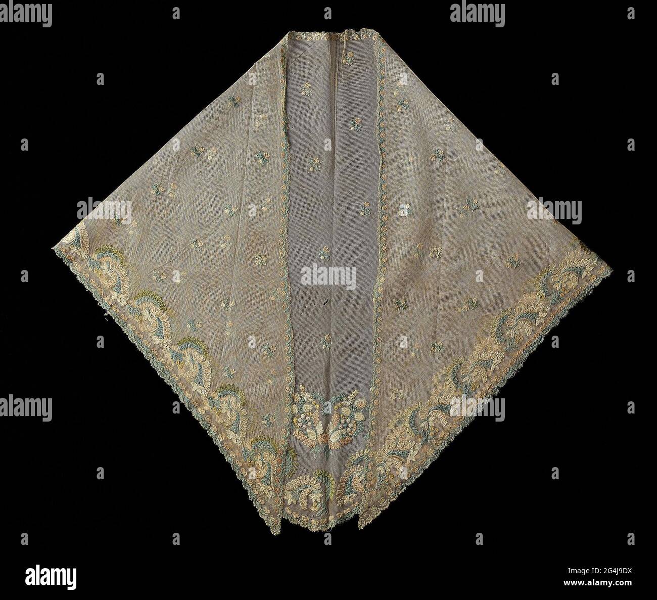 . Fichu of silk tulle, triangular, chewy farm with spreamother of ...