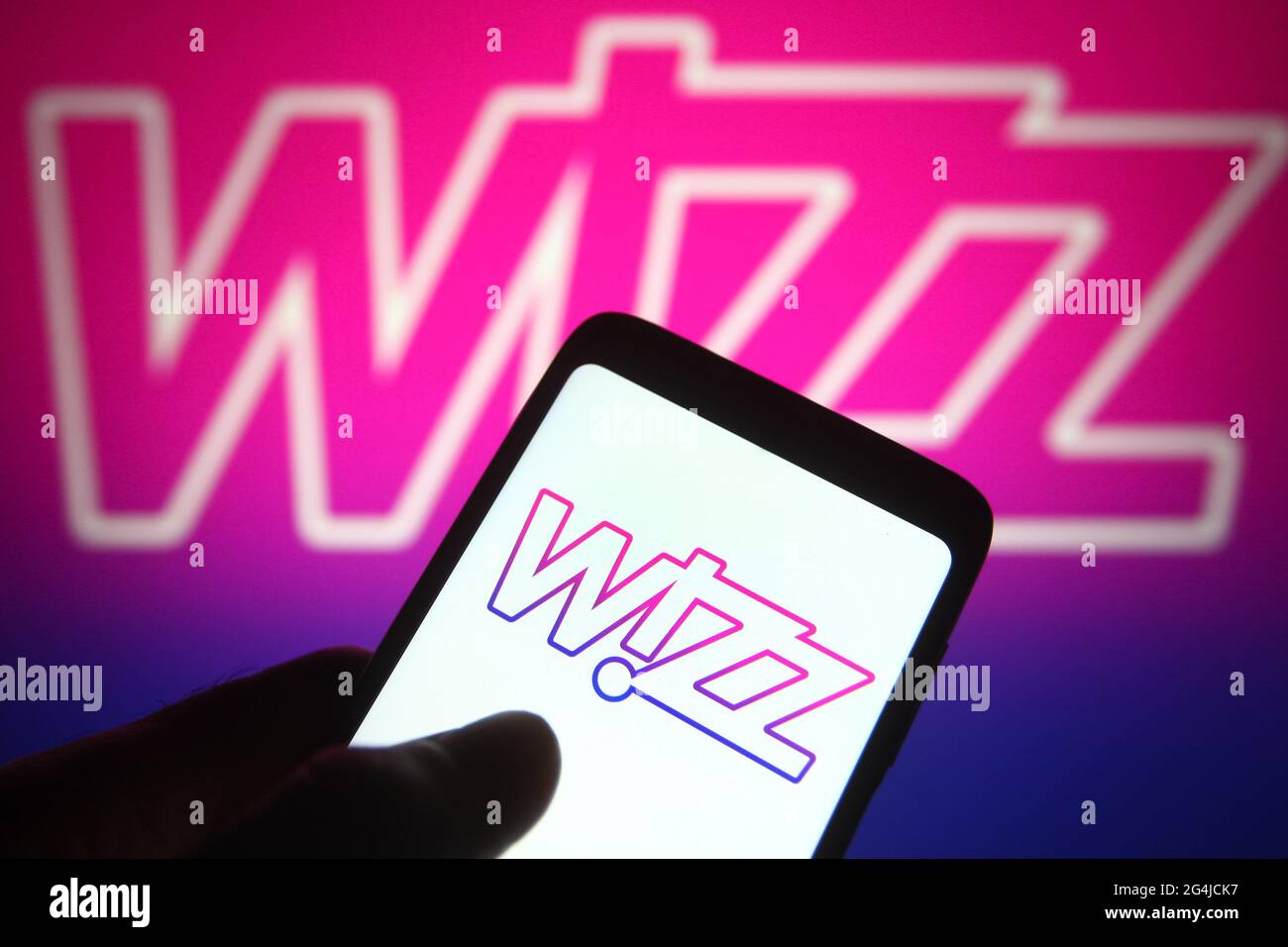 Wizz air logo hi-res stock photography and images - Alamy
