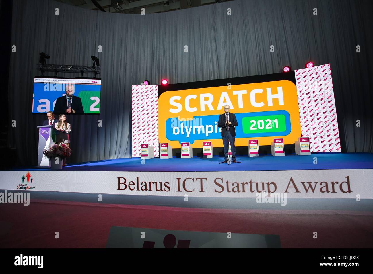 2021 opening hi-res stock photography and images - Alamy