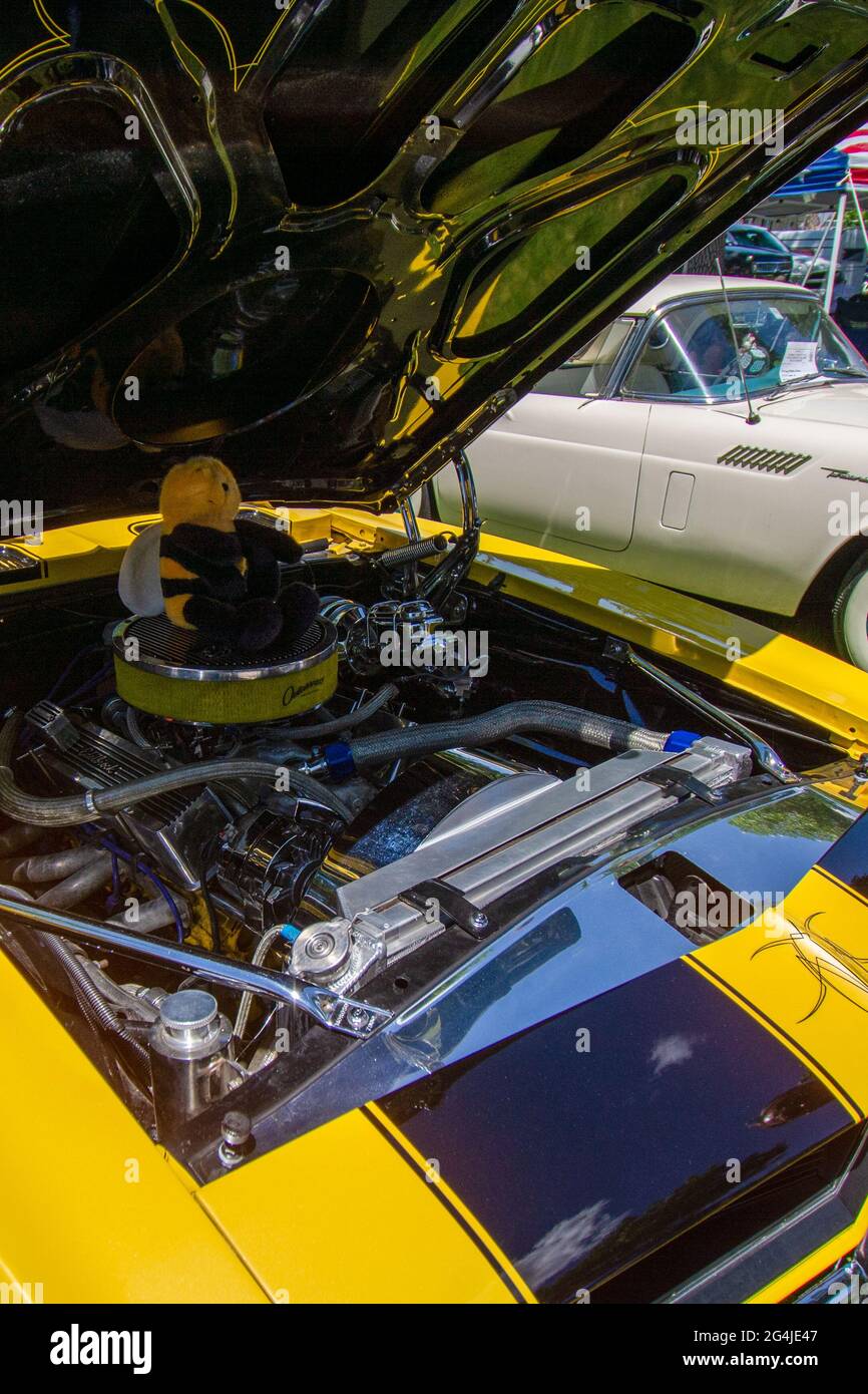 Yellow engine cover hi-res stock photography and images - Alamy