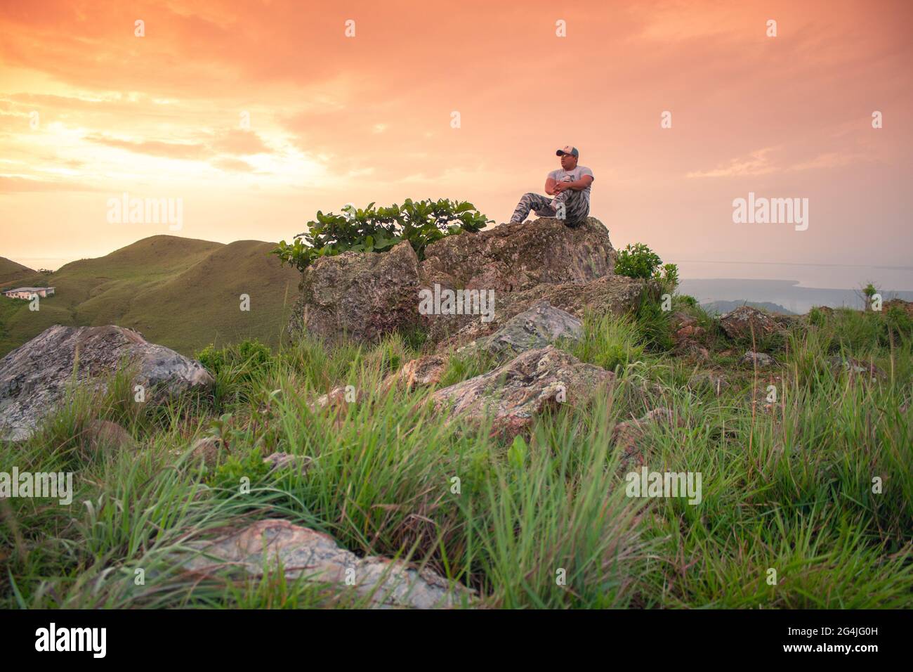Full of rocks hi-res stock photography and images - Alamy