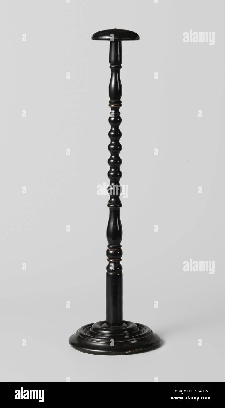 Stake gun hi-res stock photography and images - Alamy