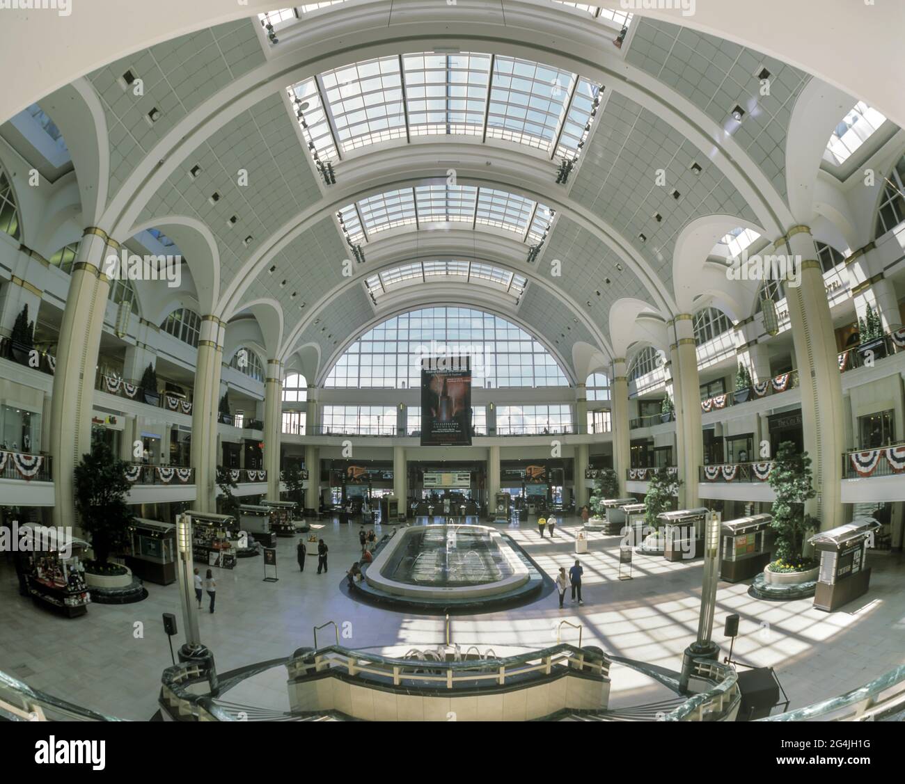 2010 HISTORICAL GRAND SKYLIGHT CONCOURSE ATRIUM (©RTKL ASSOCS 1990 ...