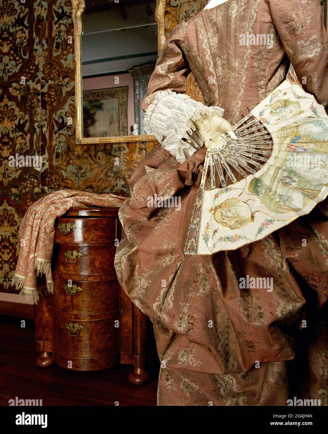 Polonaise gown hi-res stock photography and images - Alamy