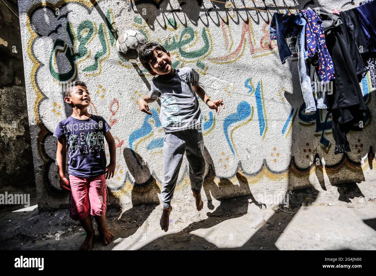 Gaza City, Palestine. 20th June, 2021. Palestinian children play on a ...