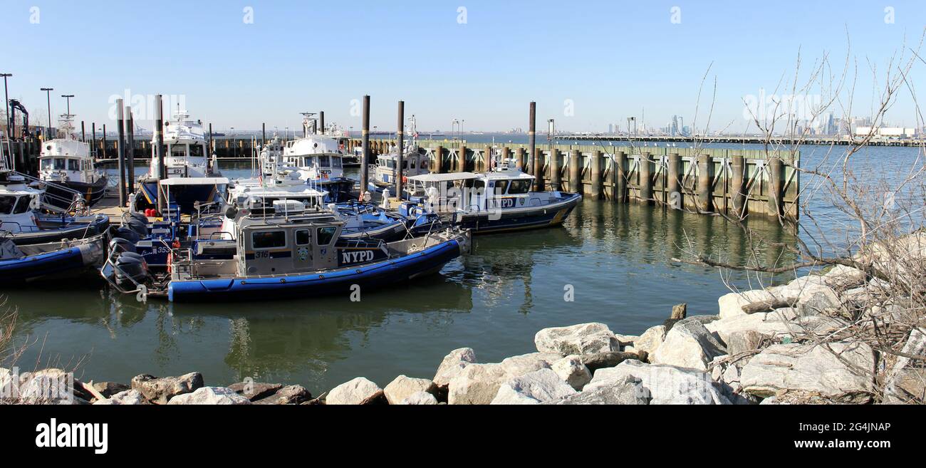 Police motor boats of the NYPD Harbor Unit moored in the base at ...