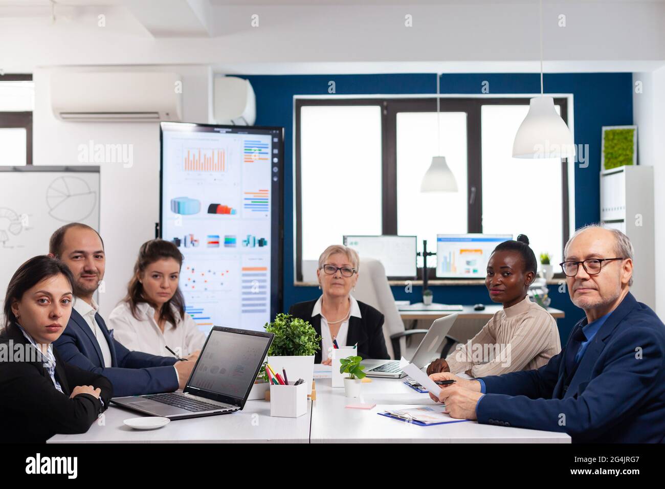 Virtual meeting pov hi-res stock photography and images - Alamy