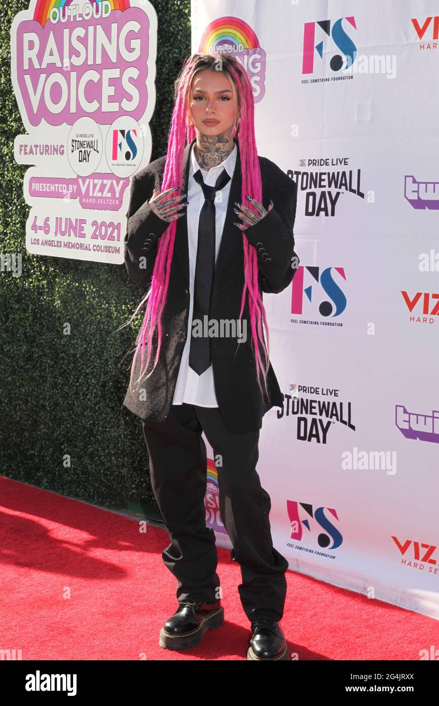 Singer Zhavia Ward arrives at OUTLOUD: Raising Voices at Los Angeles ...