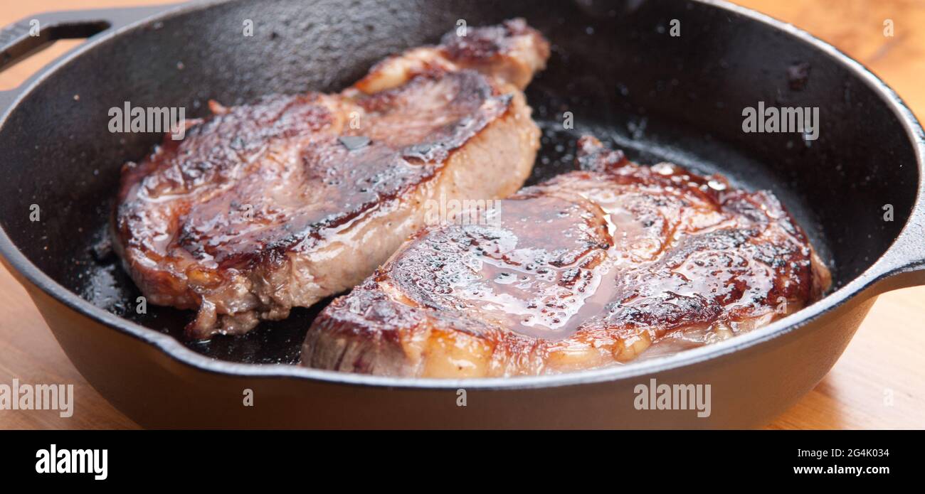 Closeup shot of an oven-roasted barbeque Stock Photo - Alamy