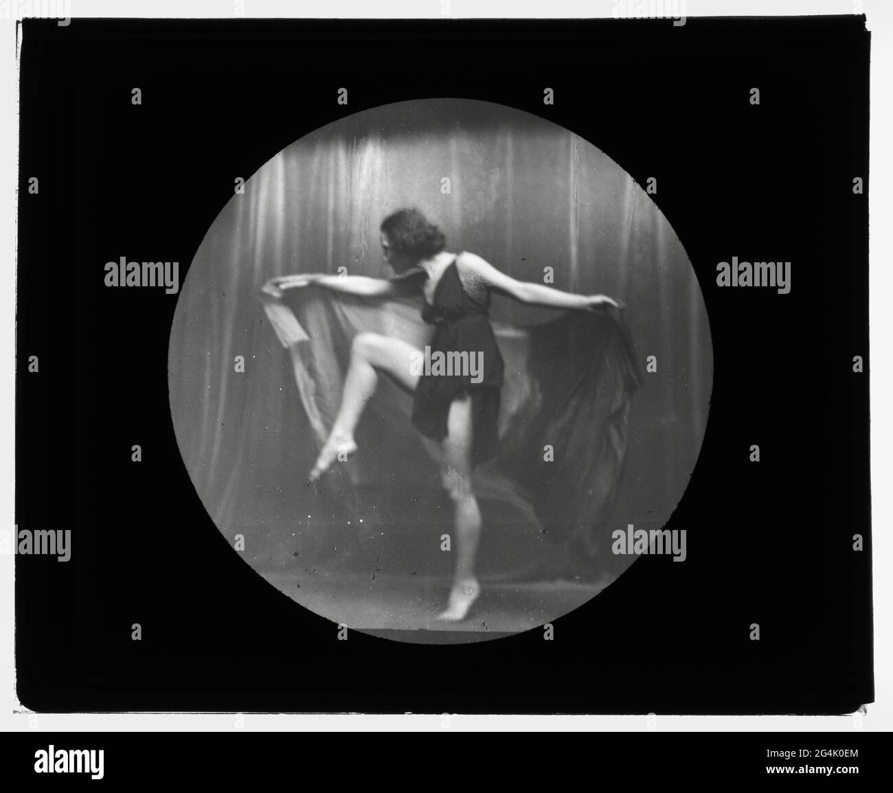 Vintage dance photographs by Arnold Genthe - Isadora Duncan Stock Photo - Alamy