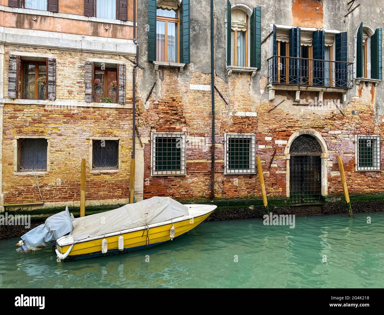 Venetian house hi-res stock photography and images - Alamy