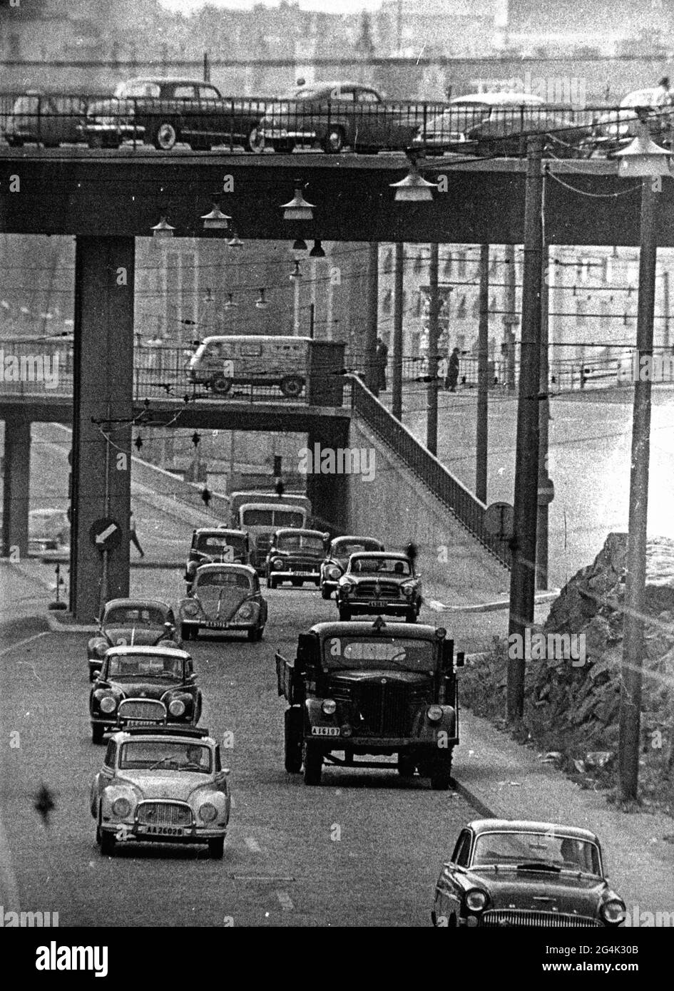 transport / transportation, street, road safety, grade-separated ...