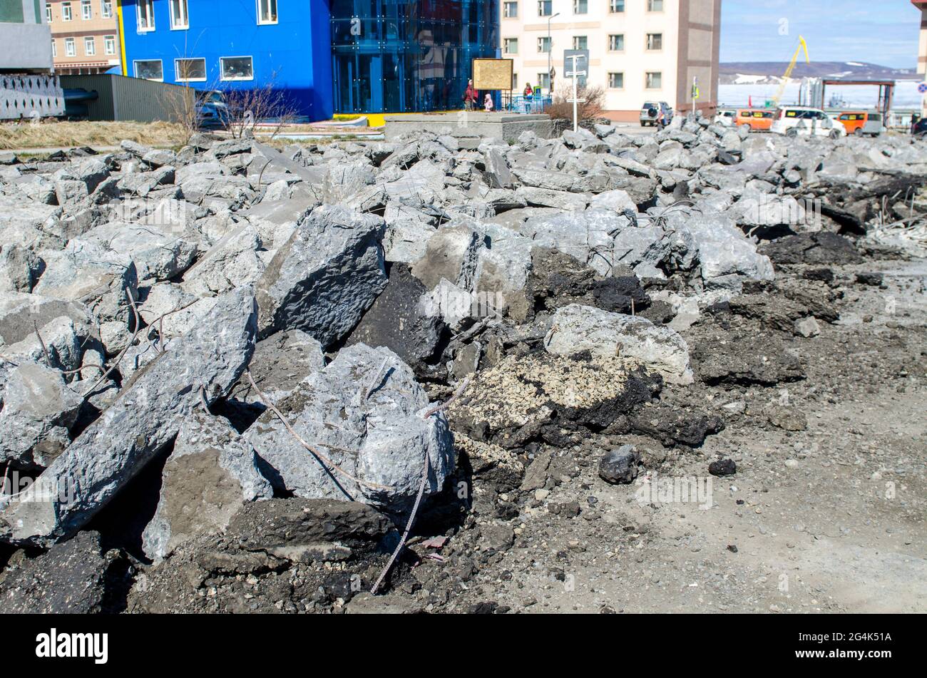 Reconstruction of the pavement in the city Stock Photo - Alamy