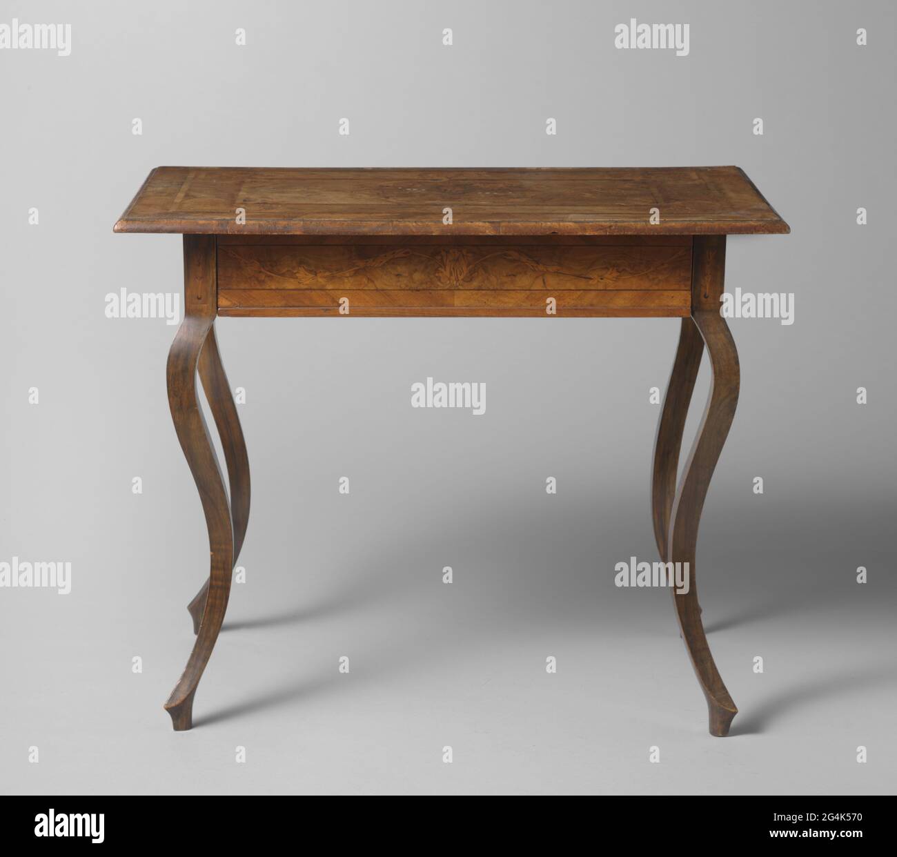 Rectangular tanks hi-res stock photography and images - Alamy