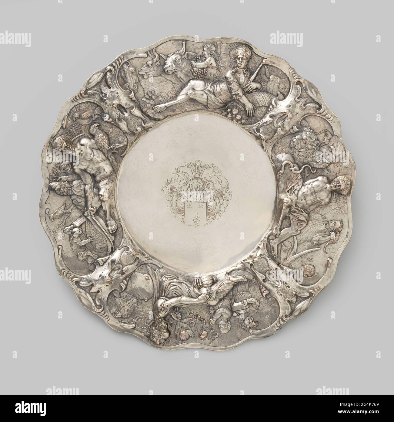 Galvanoplastic reproduction of a dish with popta family crest on the ...