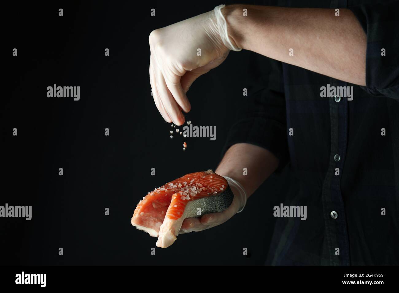 Sprinkle salt restaurant hi-res stock photography and images - Alamy