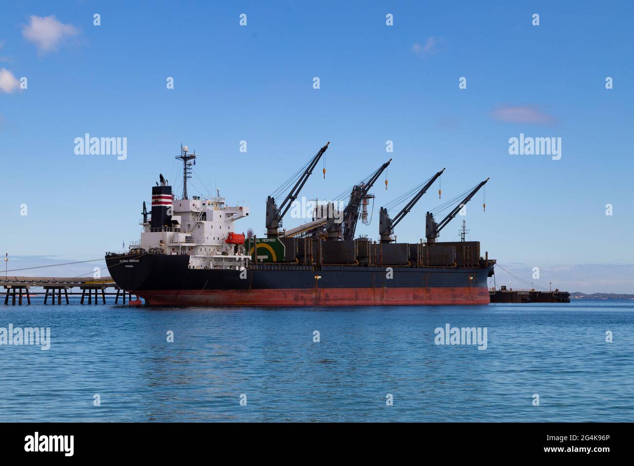 Ship mermaid hi-res stock photography and images - Alamy