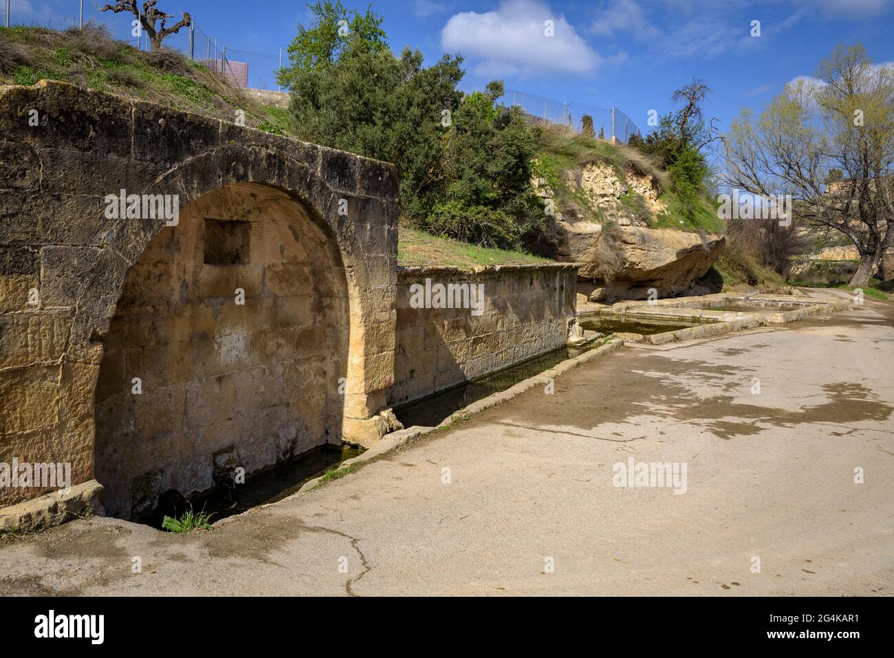 Batea de agua hi-res stock photography and images - Alamy