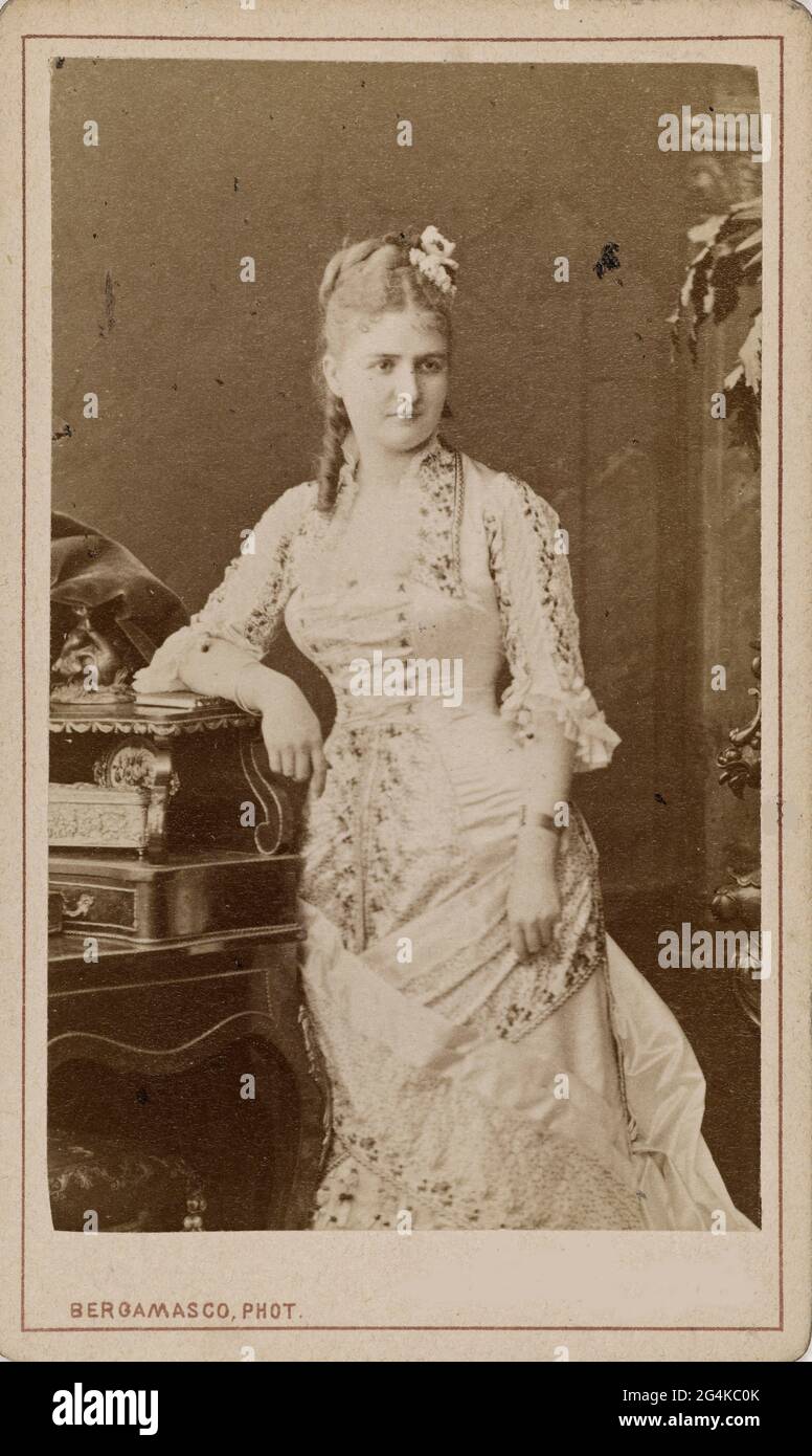 Portrait of the Opera singer Caroline Salla (Caroline Louise de ...