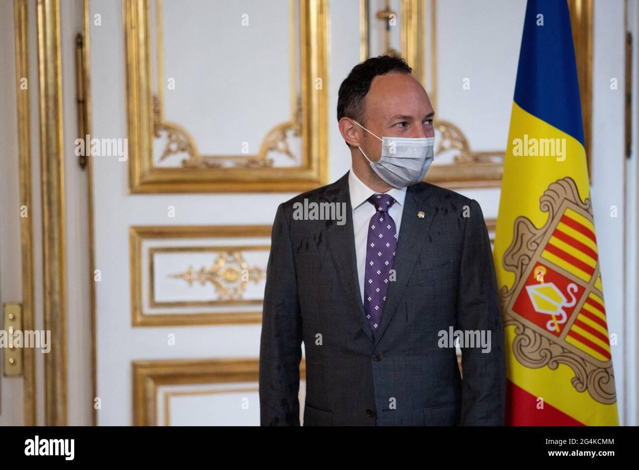 French prime minister meets with the head of the Andorra government ...