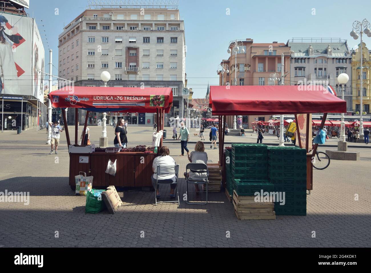 Ban Josip Jelacic square in Zagreb, Croatia Stock Photo - Alamy