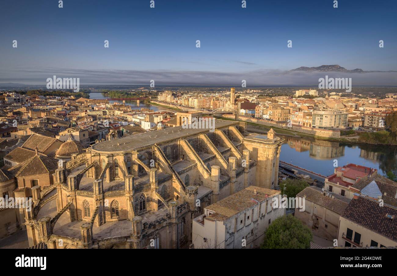 Tortosa city park hi-res stock photography and images - Alamy