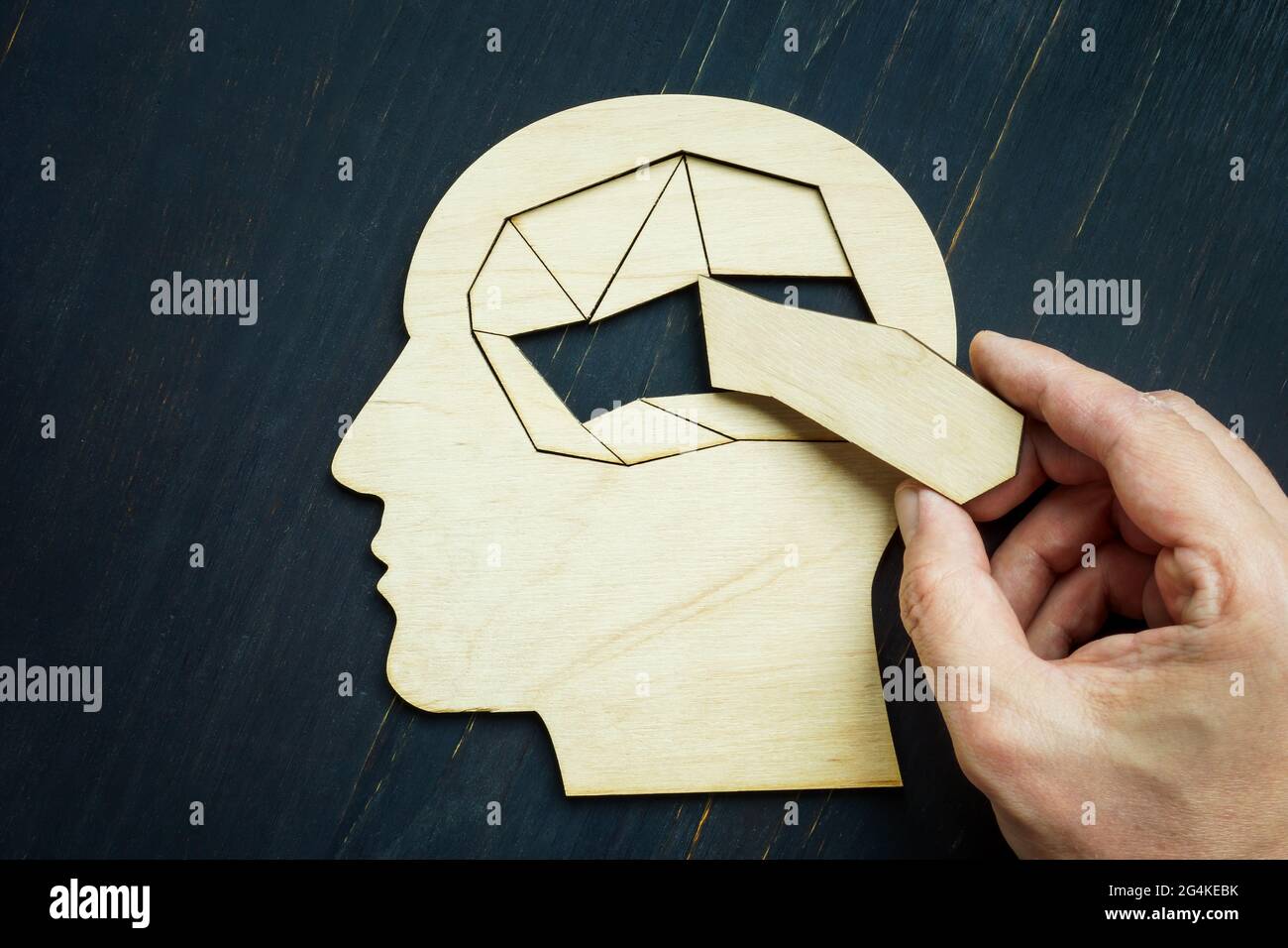 Memory loss concept puzzle hi-res stock photography and images - Alamy