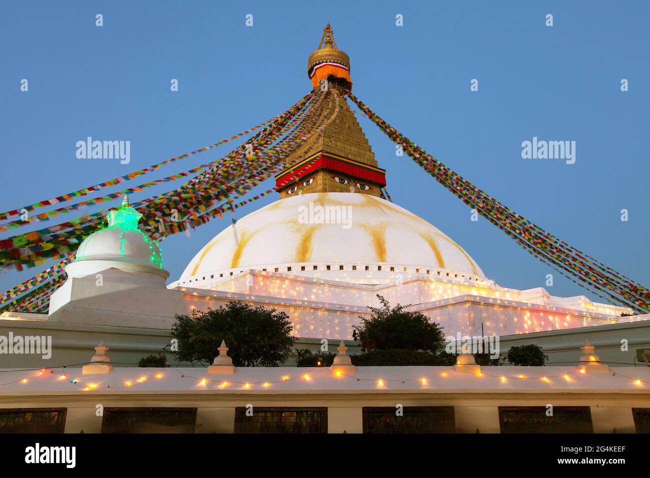 Night view boudhanath temple nepal hi-res stock photography and images ...
