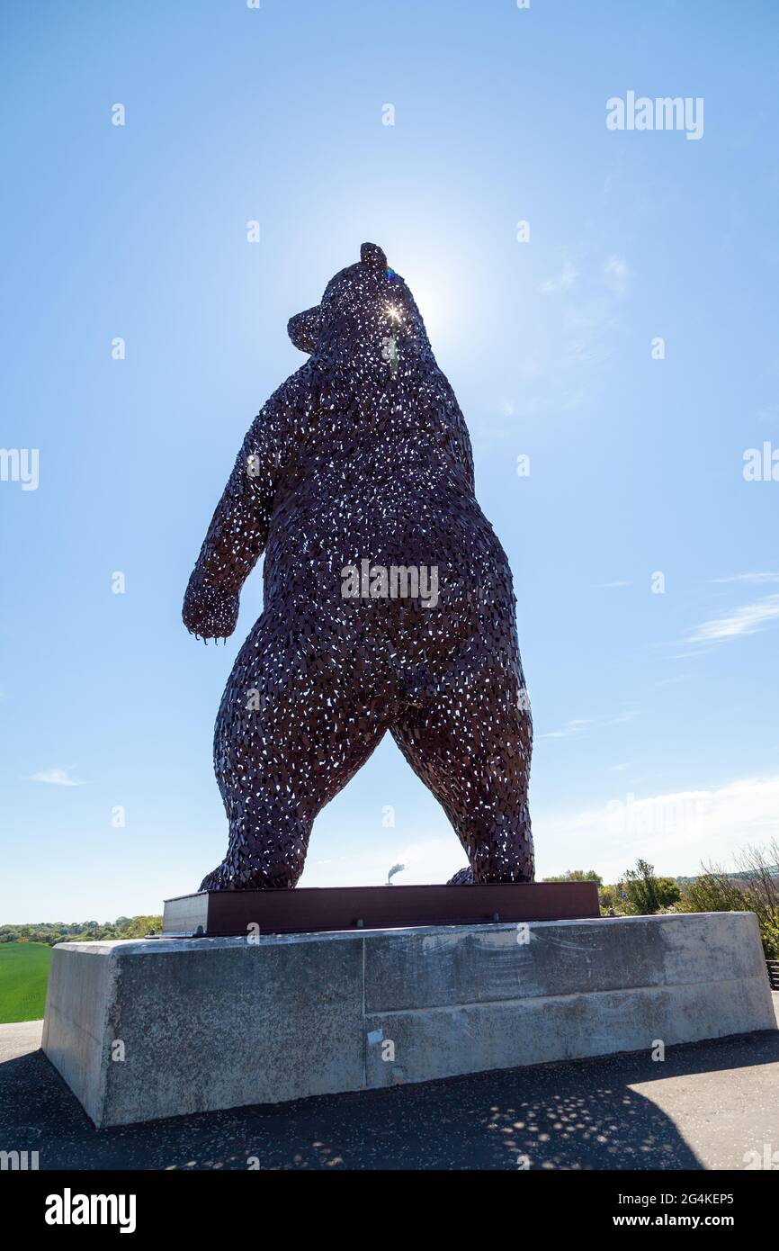 The Dunbar Bear artwork by the Scottish sculptor Andy Scott is a ...