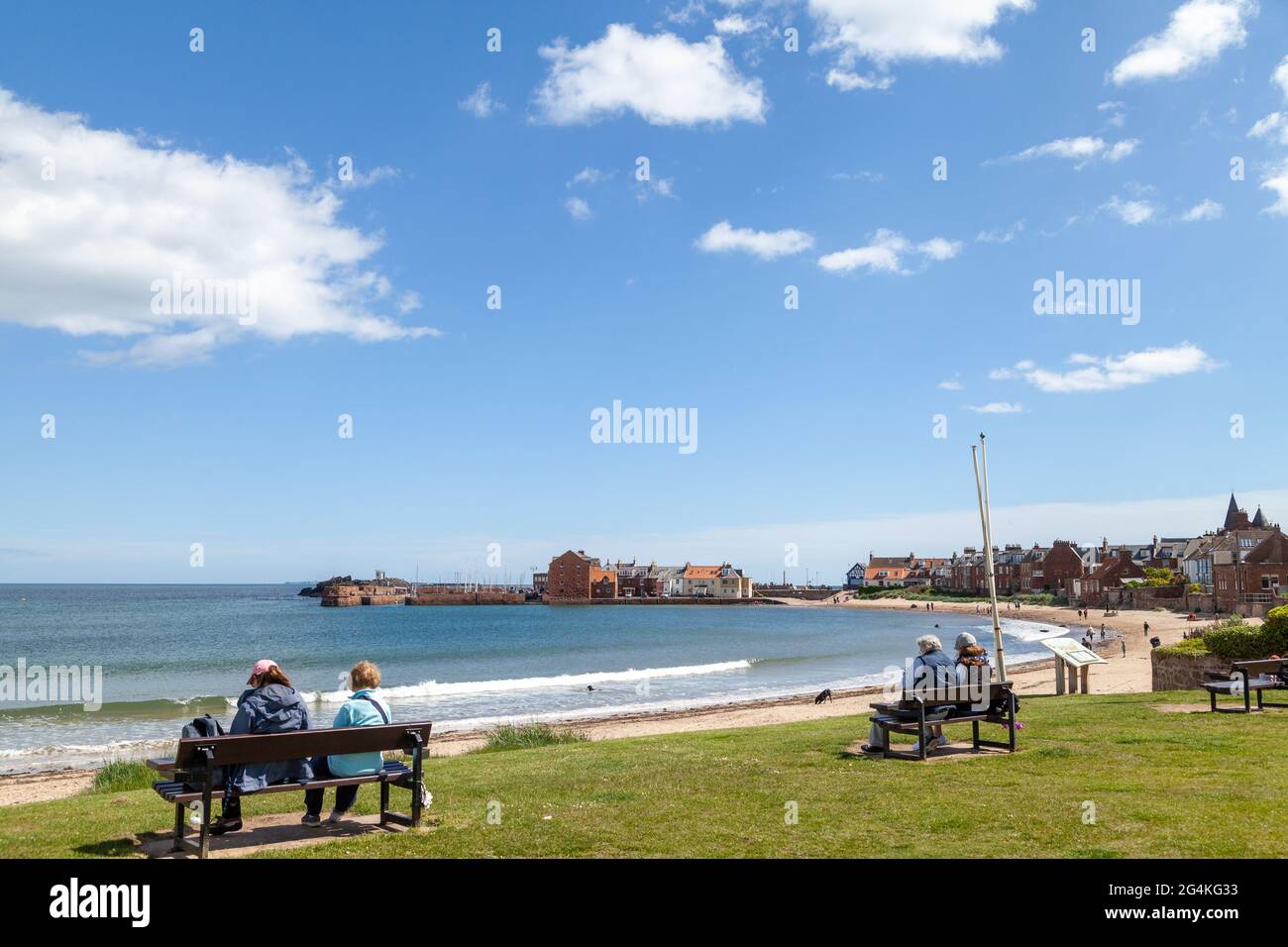 North Berwick Beach on a summers day Stock Photo - Alamy