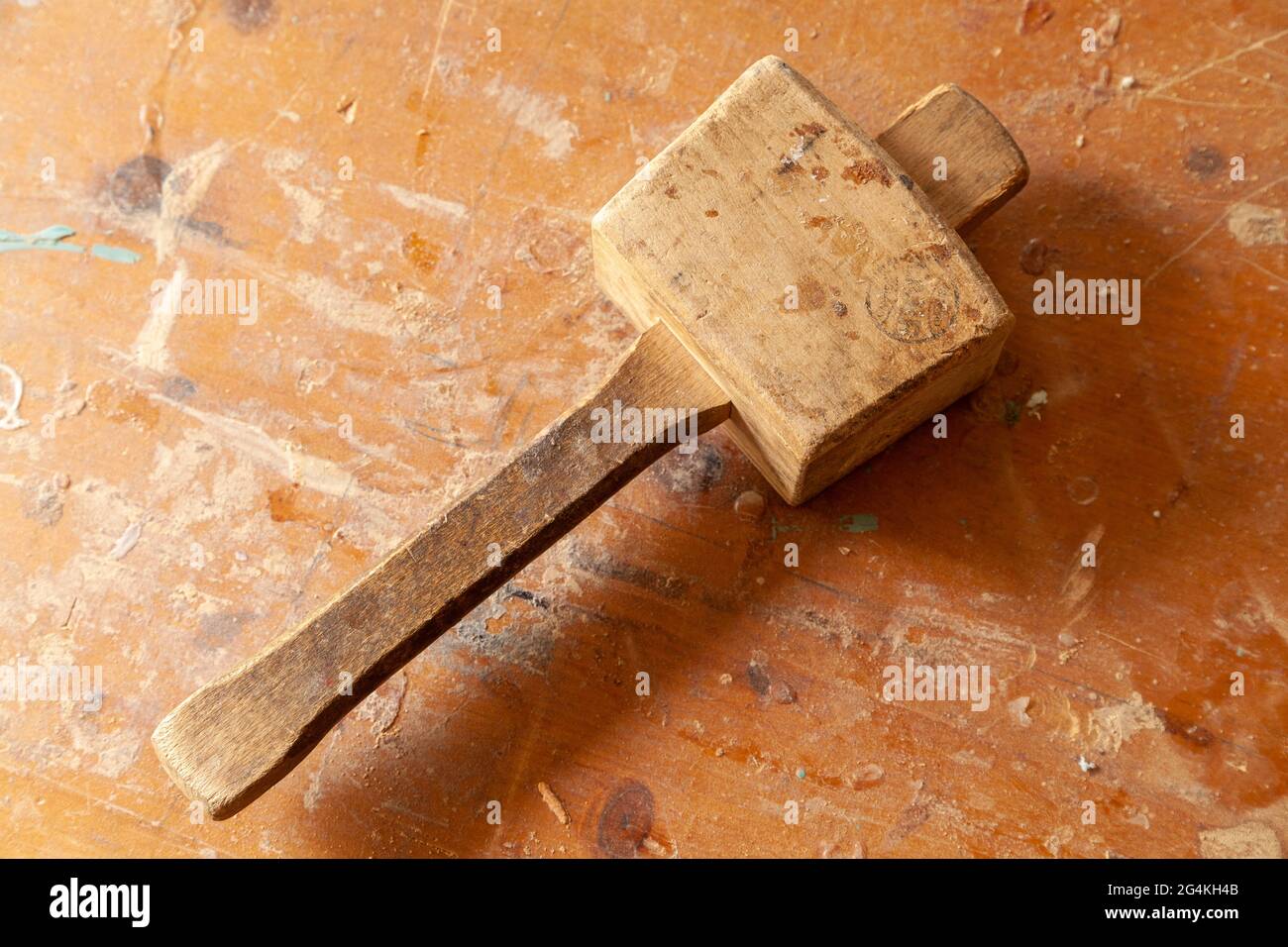 Wood mallet hi-res stock photography and images - Alamy