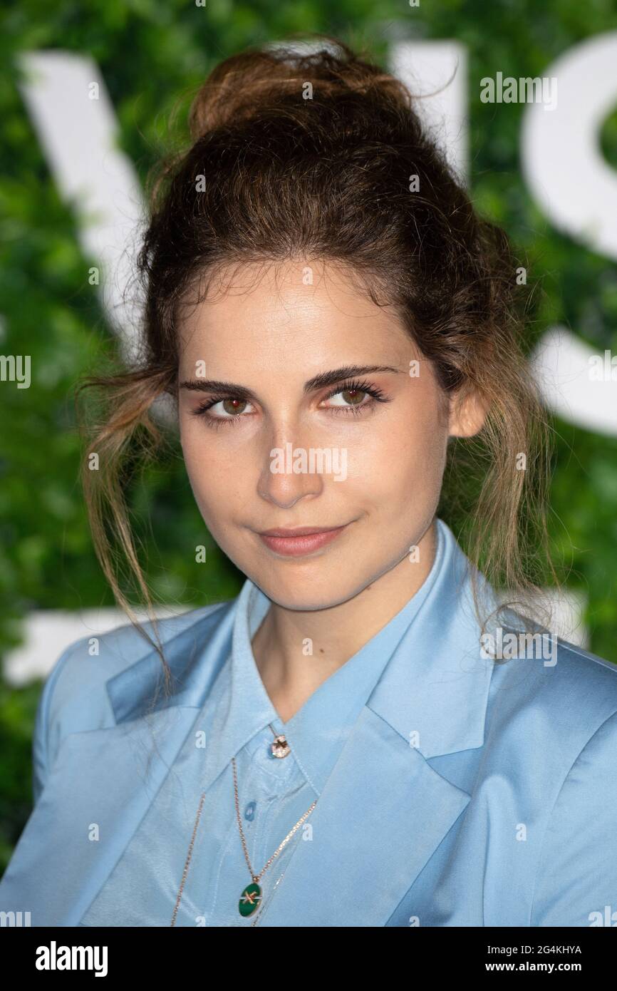 Laura Ledesma poses during a photocall for the TV show Dos Vidas as ...