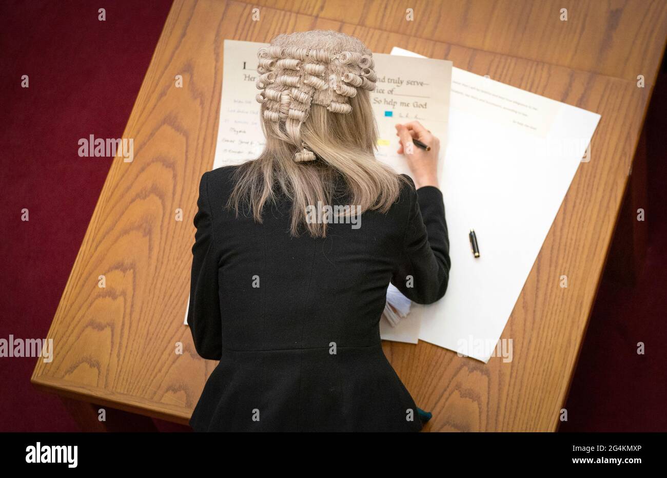 Solicitor general scotland hi-res stock photography and images - Alamy