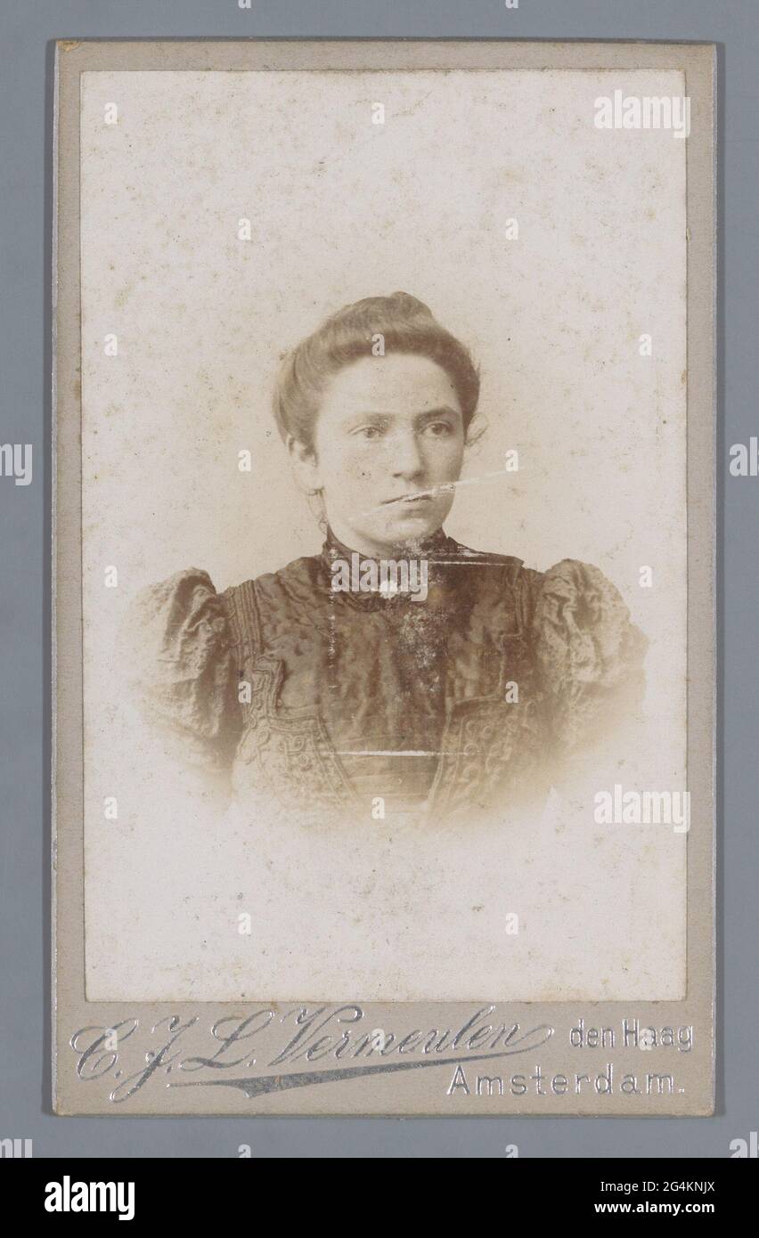 Portrait of an unknown woman Stock Photo - Alamy