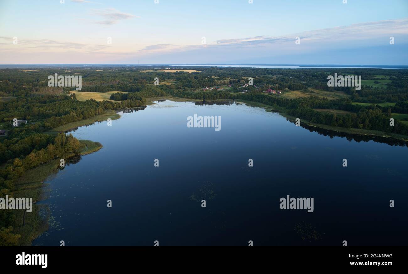 Water pond top view hi-res stock photography and images - Alamy
