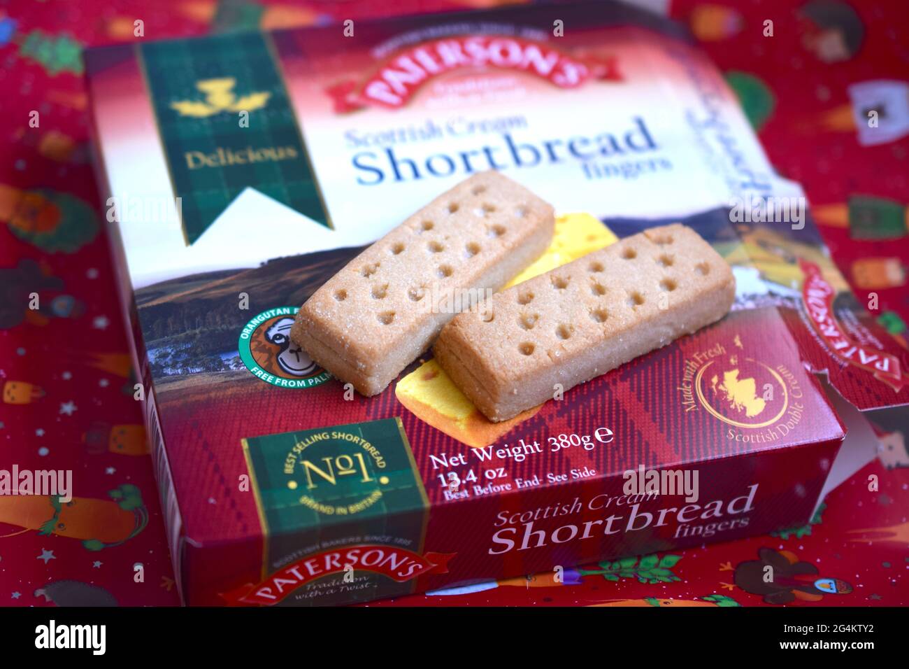Scottish shortbread fingers on Christmas festive packaging Stock Photo ...