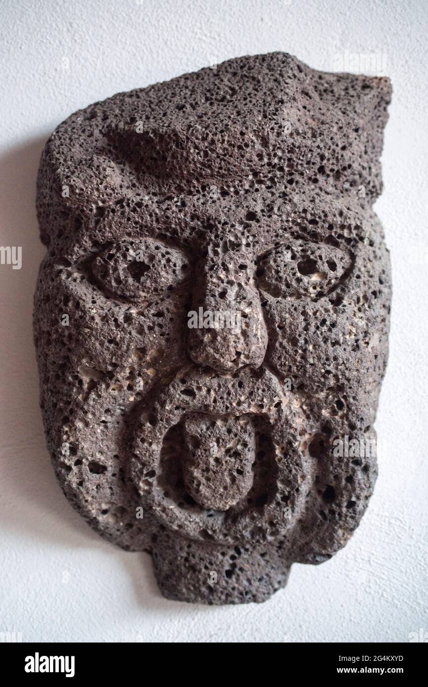 Ornamental stone mask hi-res stock photography and images - Alamy